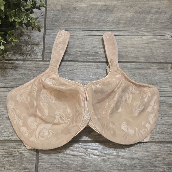 Wacoal | Intimates & Sleepwear | Wacoal Nude Awareness Underwire Bra ...